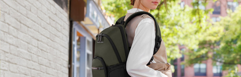 Hand Luggage Essentials Checklist | Use Our Hand Luggage Checklist to ...